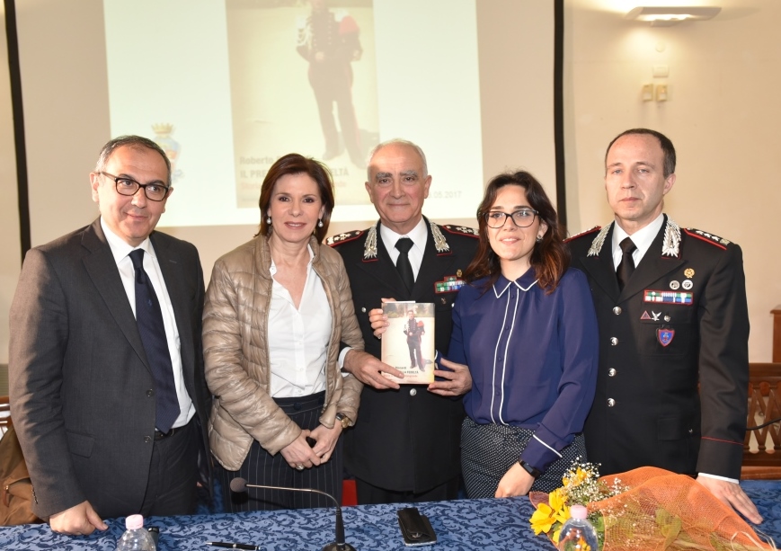 La storia del maresciallo Giuseppe Giangrande in un libro presentato a ... La storia del maresciallo Giuseppe Giangrande in un libro presentato a ...